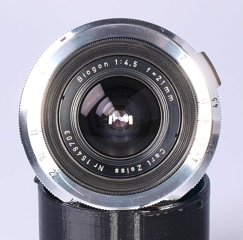 Carl Zeiss Biogon 21mm F4.5 lens for use with Contax rangefinder ...