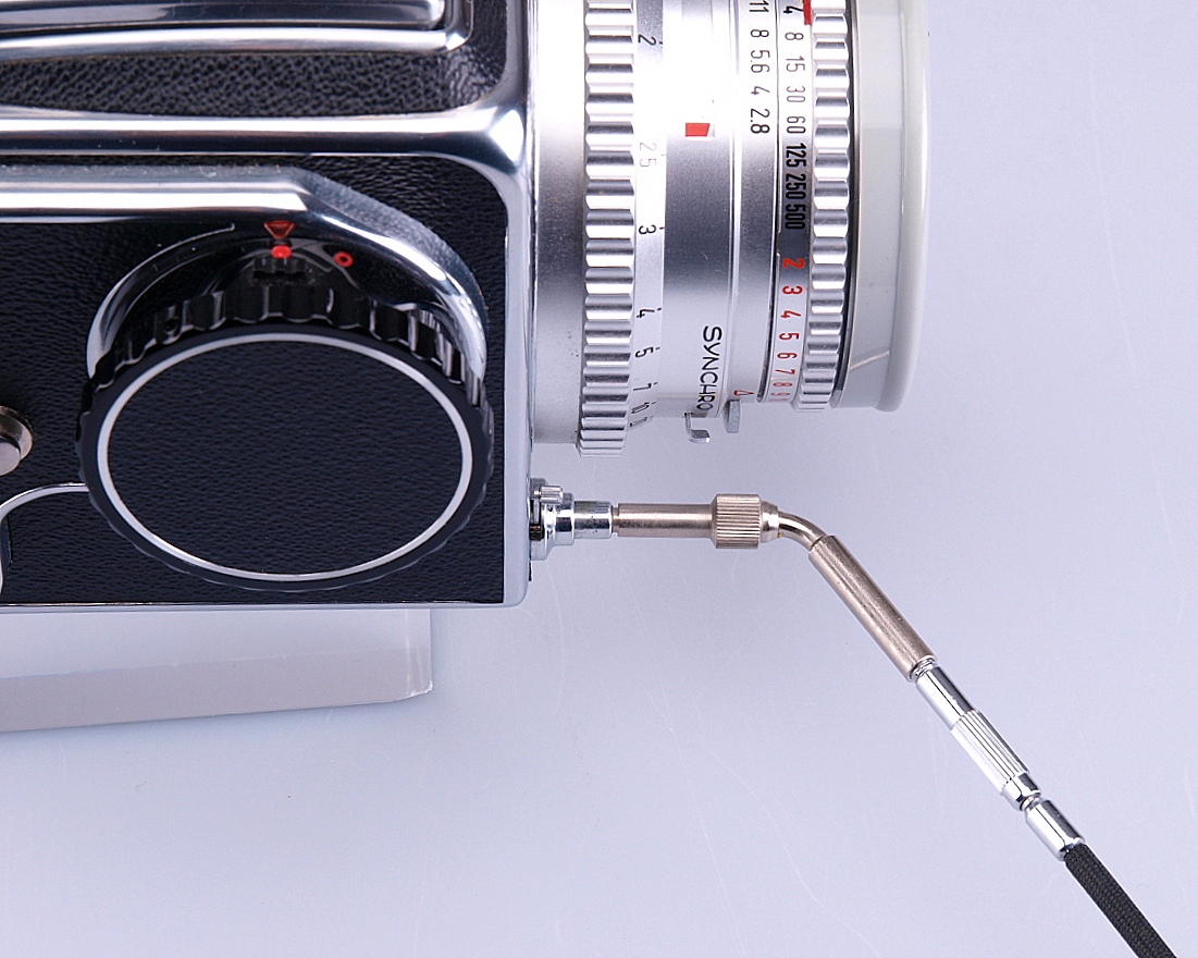 Hasselblad Angled Cable Release Adapter 50776L. - Wide Angle